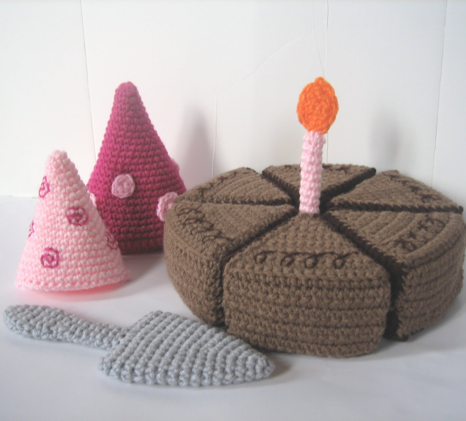 25+ Best Image of Crochet Birthday Cake - birijus.com