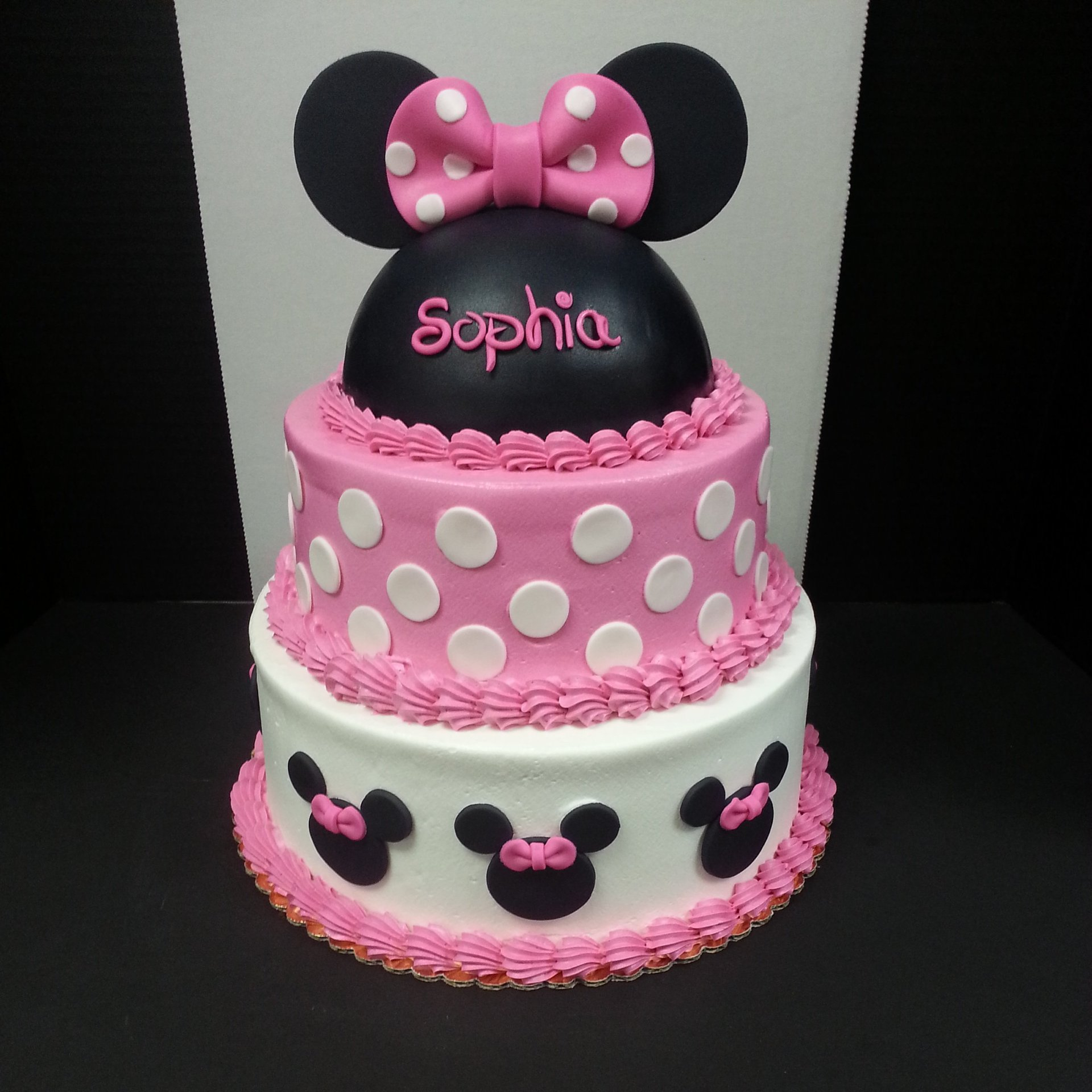 30+ Creative Photo of Customized Birthday Cakes - birijus.com